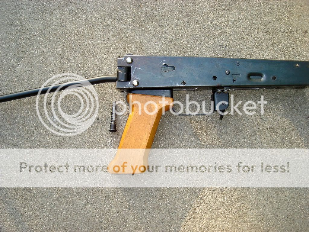 How to fix the stock on an underfolder AK, an AMD-65, and a Romanian ...